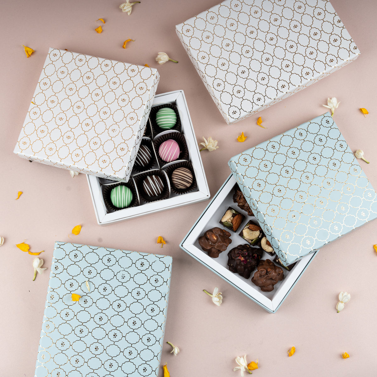 Moroccan Ivory Gold Foil Rigid Chocolate Box ( Cavity of 12 pcs ) – The ...