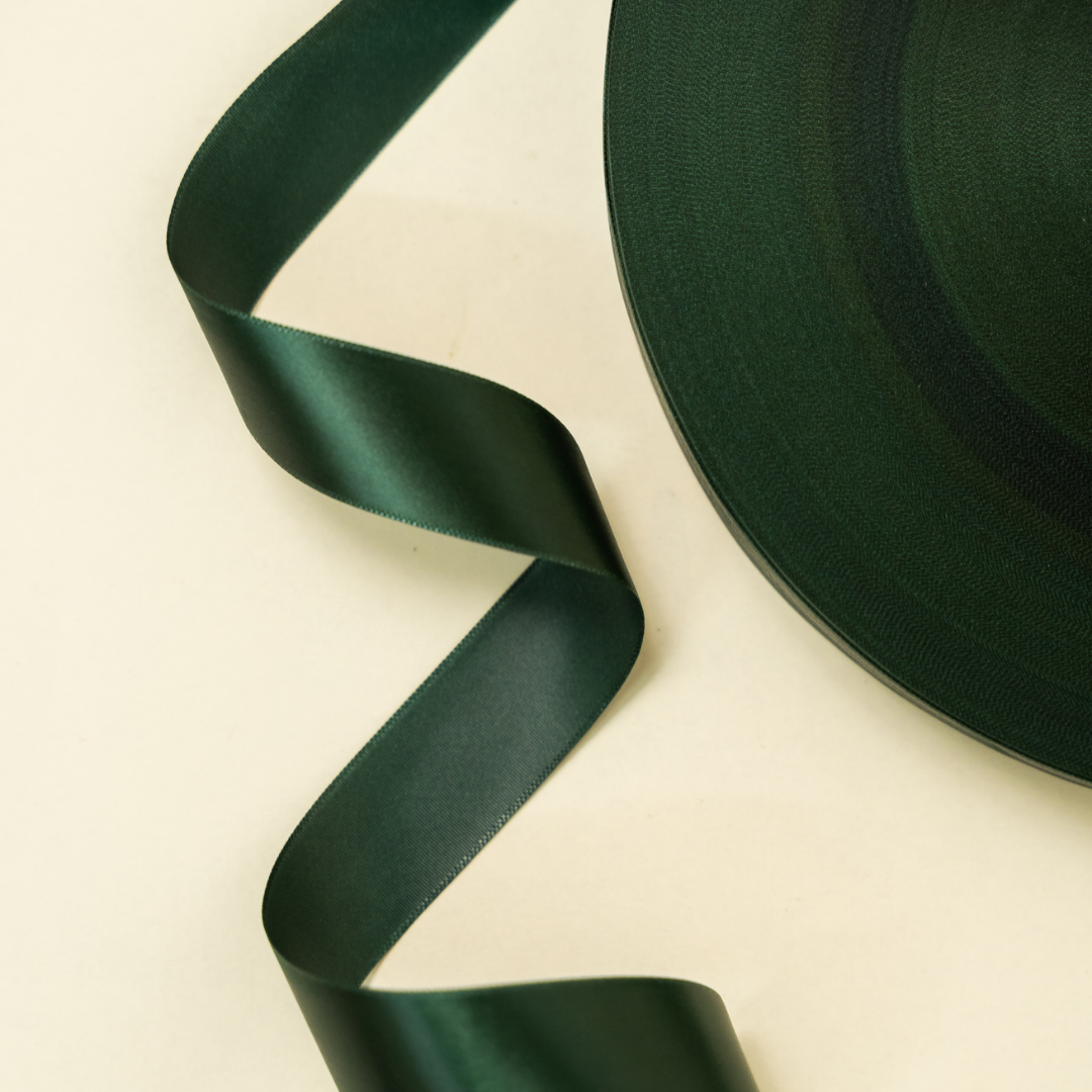 Premium Satin Ribbon Emerald Green / Dark Green – The Packing Company
